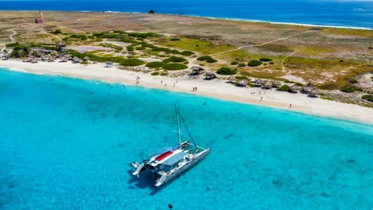 Klein Curacao | BlueFinn Charters » NaarCuracao.com