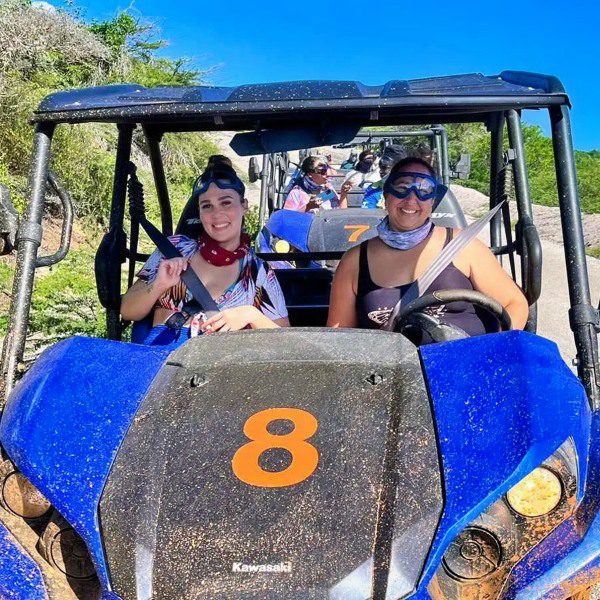 Buggy tour Off-Road 'Go West' » NaarCuracao.com